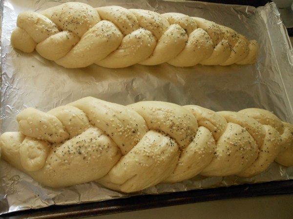 Easy and Delicious Challah Bread!